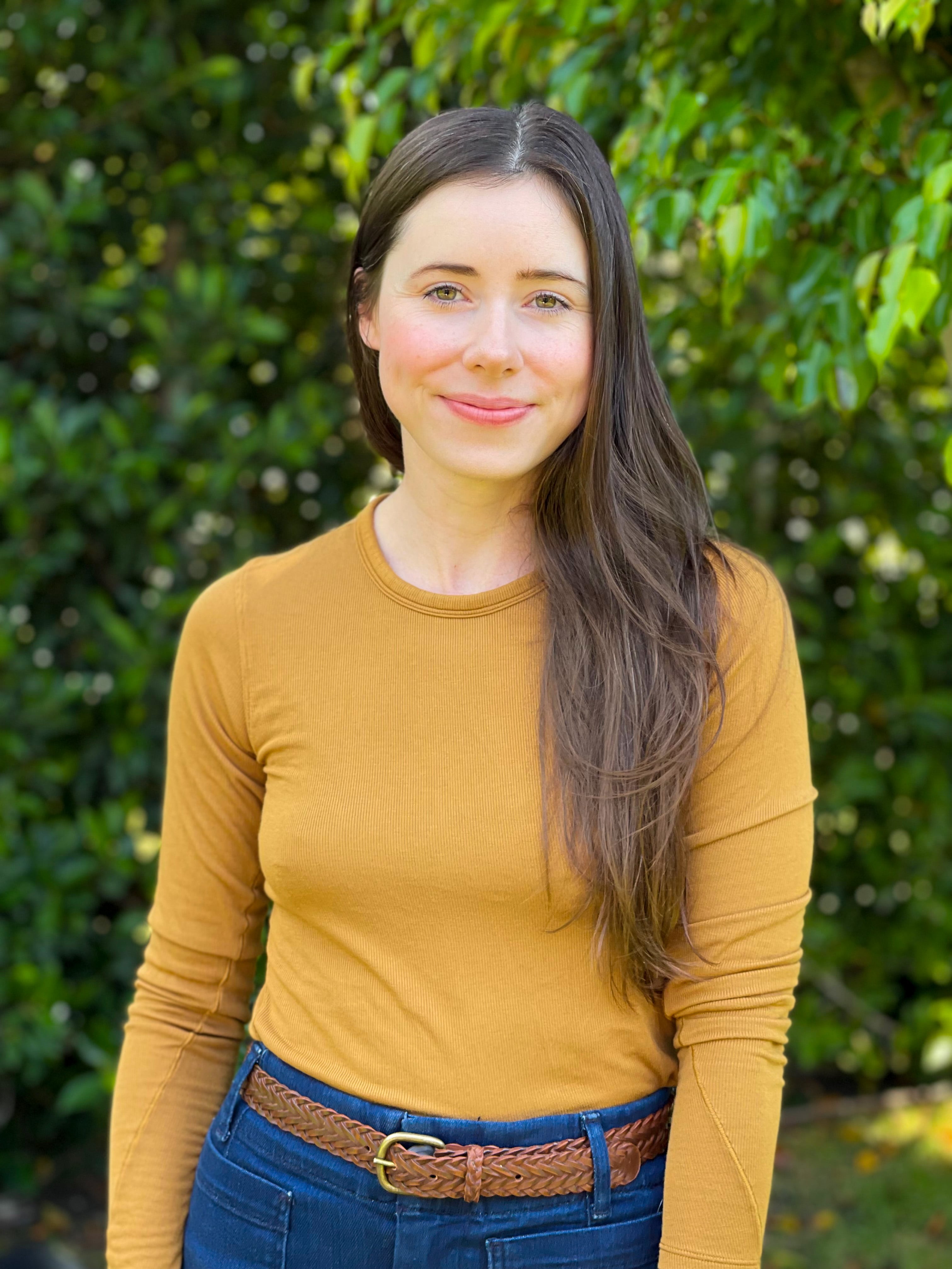 Genevieve Farrell - POPSUGAR