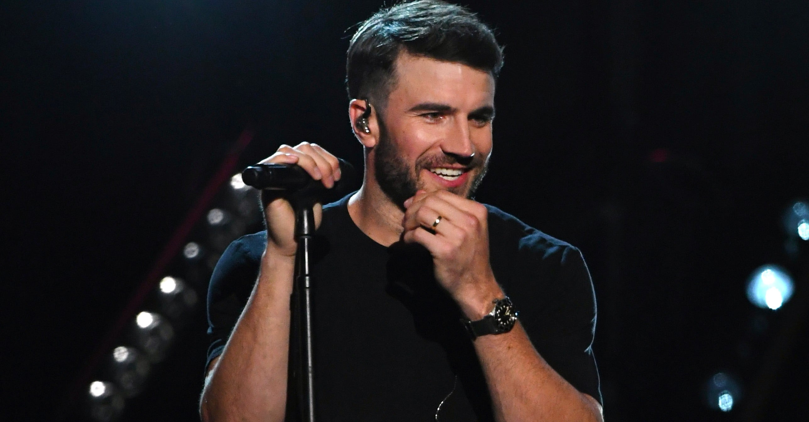 Sam Hunt Performance at the 2017 Billboard Music Awards | POPSUGAR ...