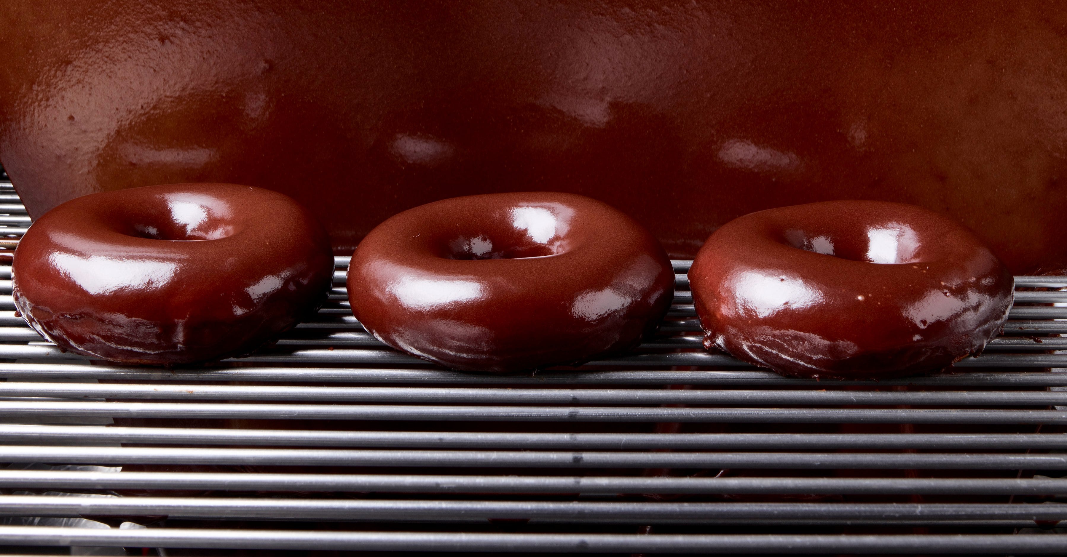 Krispy Kreme Solar Eclipse Chocolate Doughnuts 2017 | PS Food