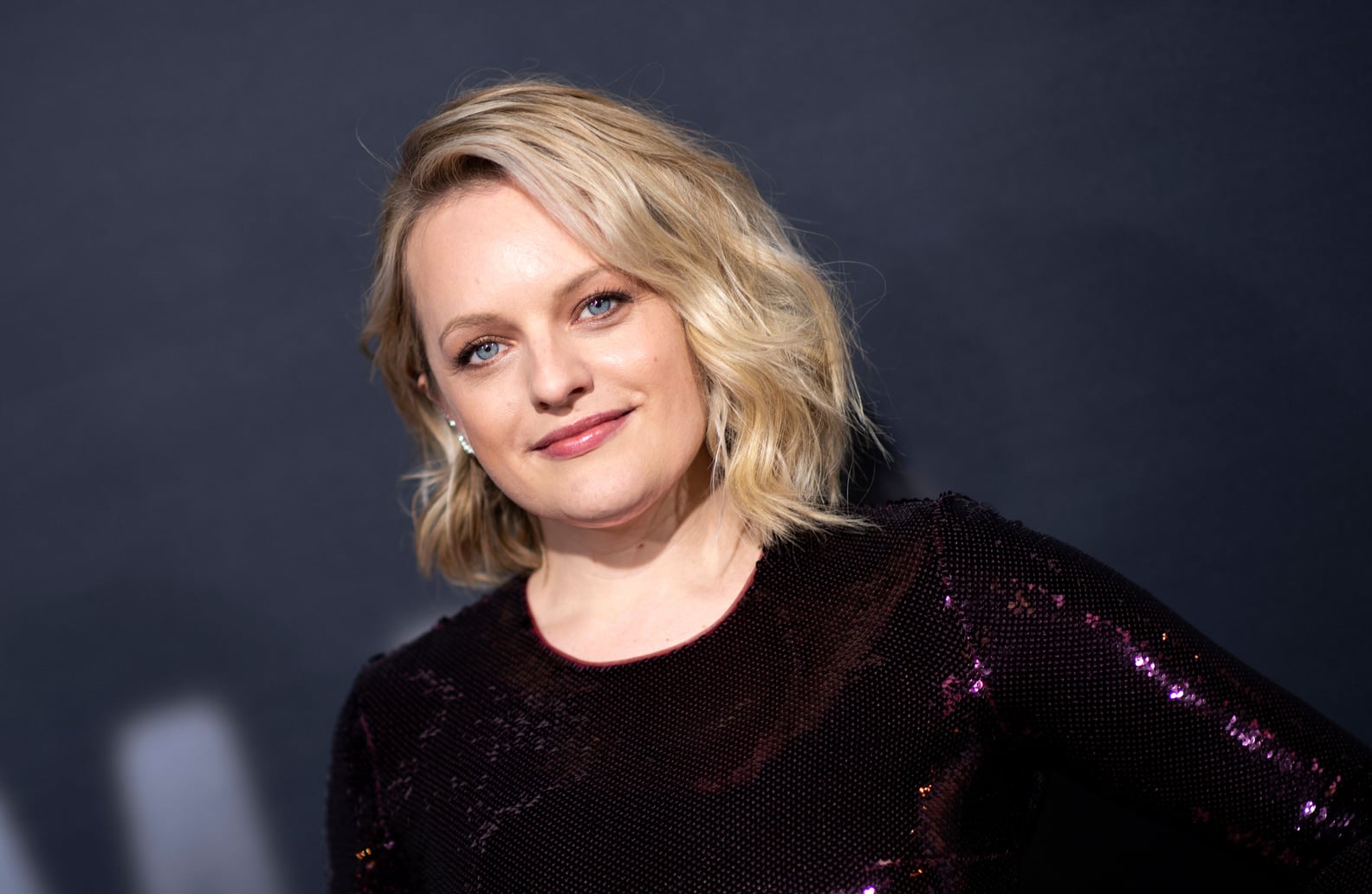 Elisabeth Moss Debuts Bob Haircut and Brown Hair Color | POPSUGAR Beauty