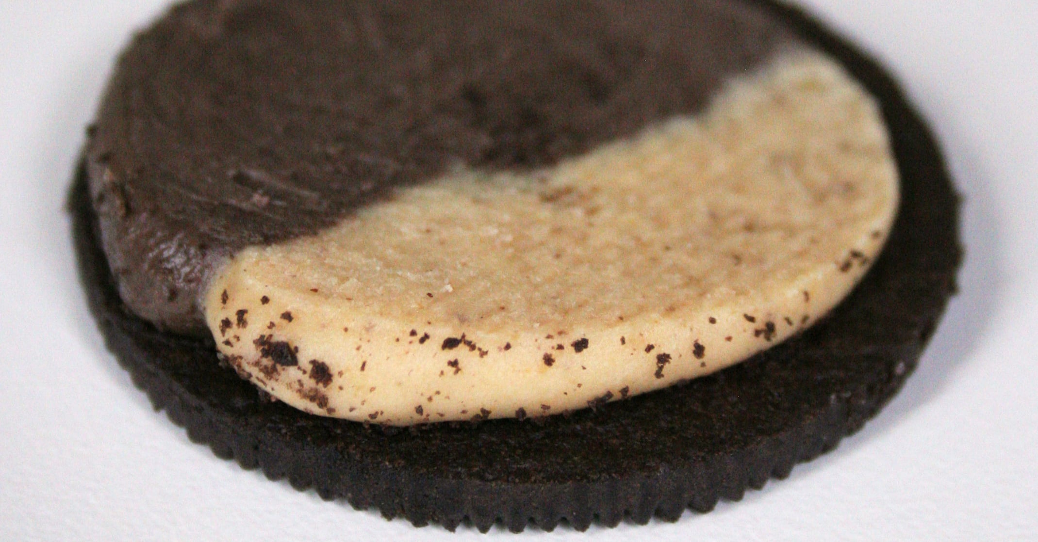 Reese's Oreos Review | POPSUGAR Food