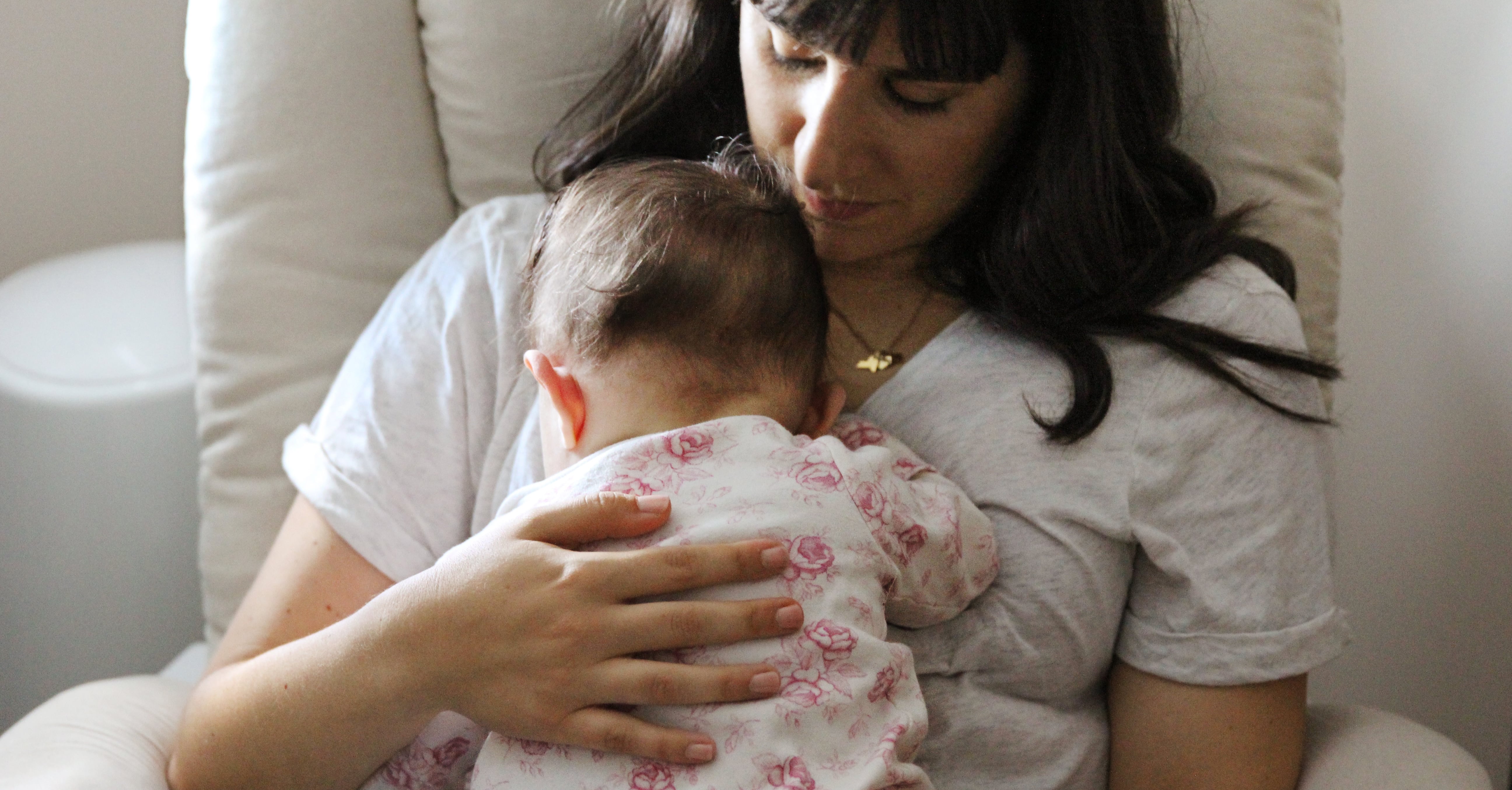 Things You Can Do While Breastfeeding | PS Family