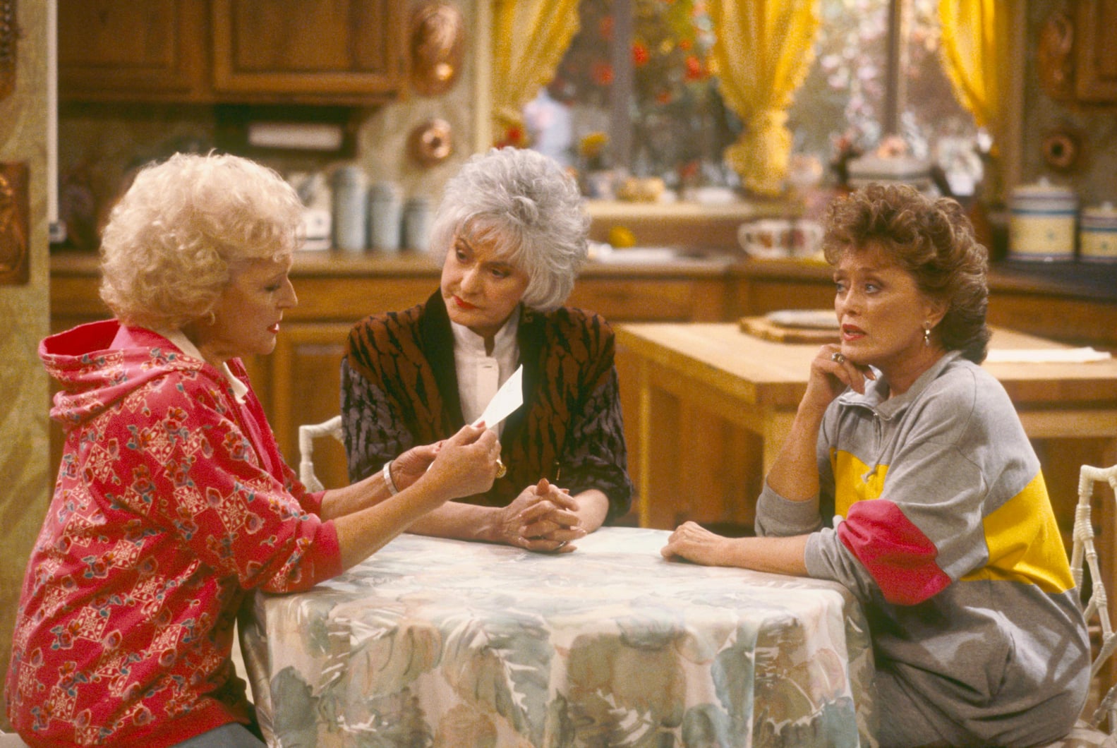 Sensitive Topics Discussed on The Golden Girls | PS Entertainment
