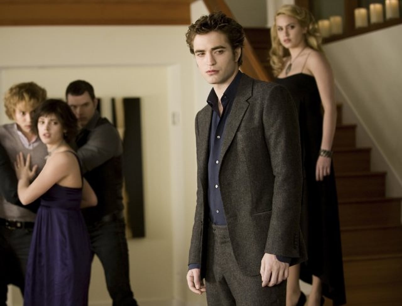 Robert Pattinson in Twilight Pictures | POPSUGAR Entertainment