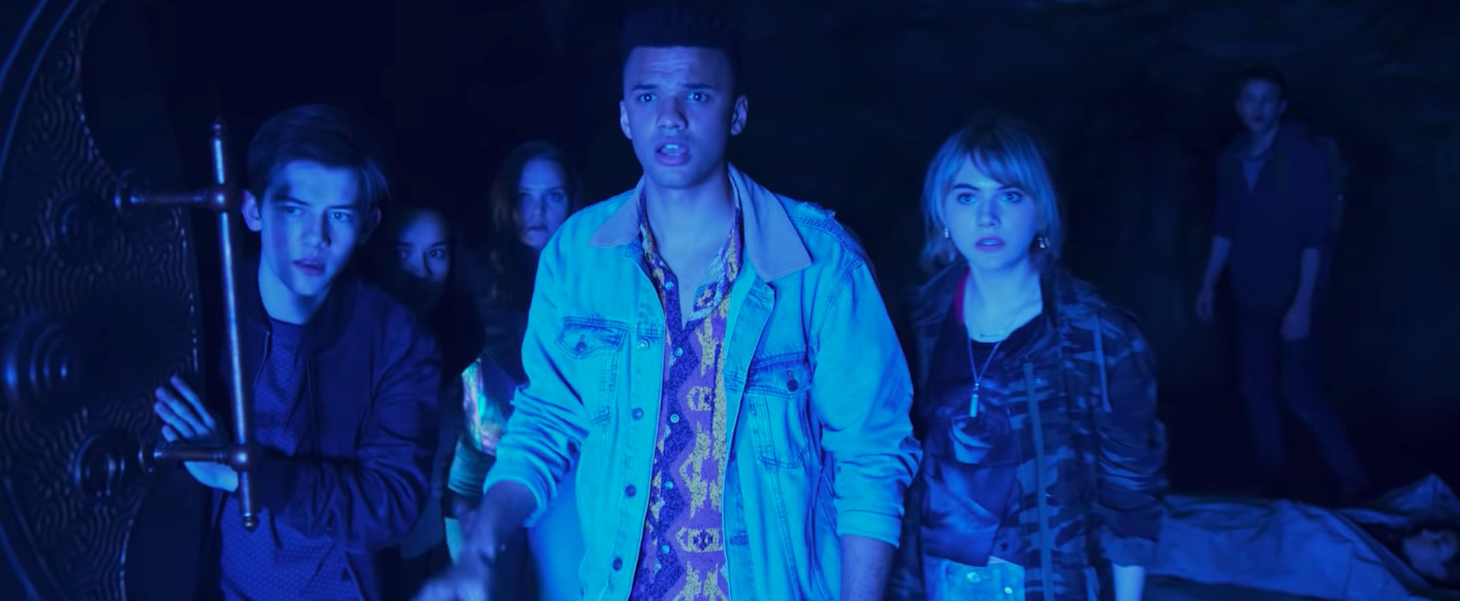 What Is Netflix's Locke & Key About? | POPSUGAR Entertainment