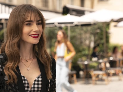 Lily Collins Gets Bangs in Emily in Paris Season 3 Teaser | POPSUGAR Beauty