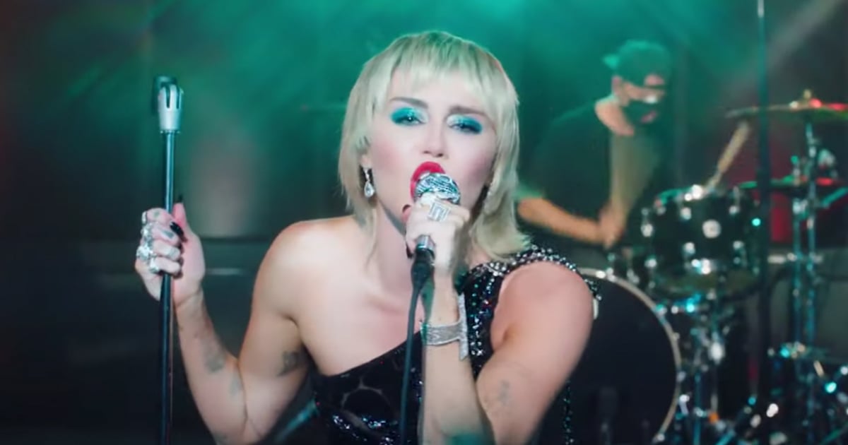 Miley Cyrus Performs "Midnight Sky" on The Tonight Show | PS Entertainment