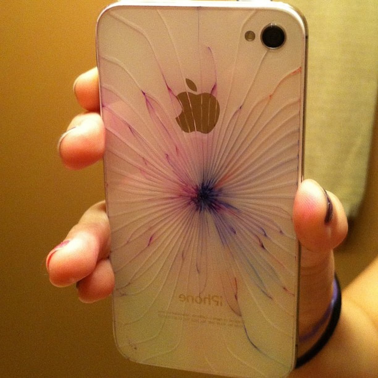 Cracked iPhone Art | PS Tech