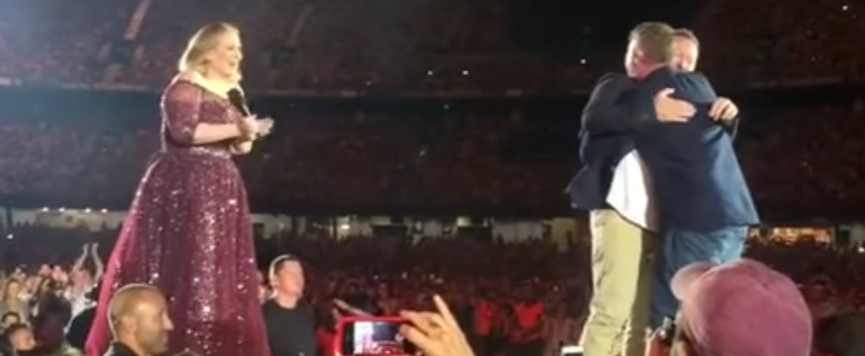 Adele Helps Gay Couple Get Engaged on Stage March 2017 | PS Celebrity