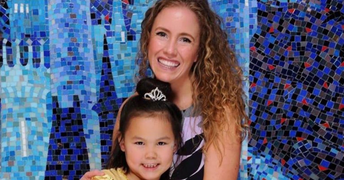 What It's Like to Adopt a Child as a Single Parent | PS Family