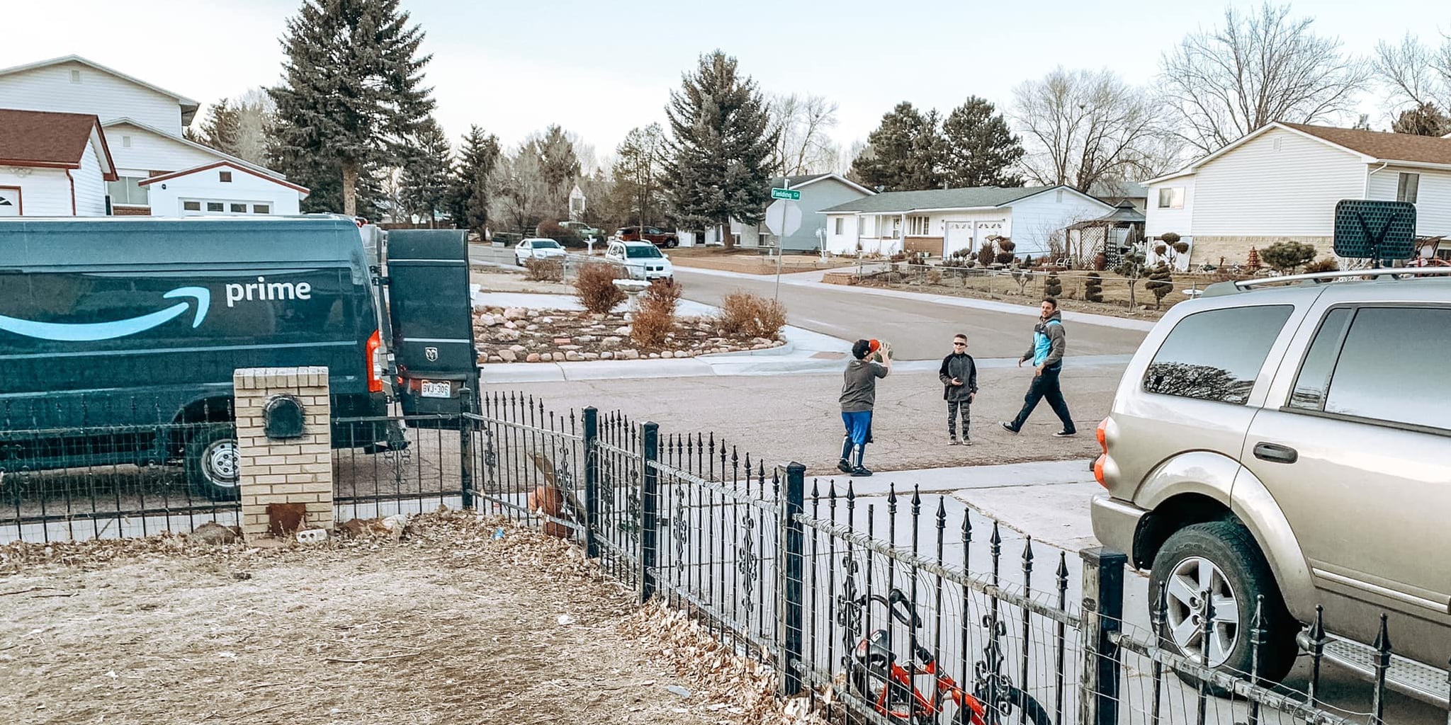 Amazon Prime Delivery Man Plays Basketball With Boy | PS Family