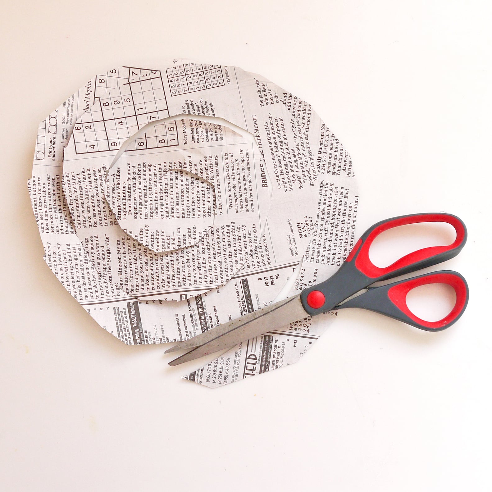 DIY Newspaper Wedding Bouquet | PS Smart Living