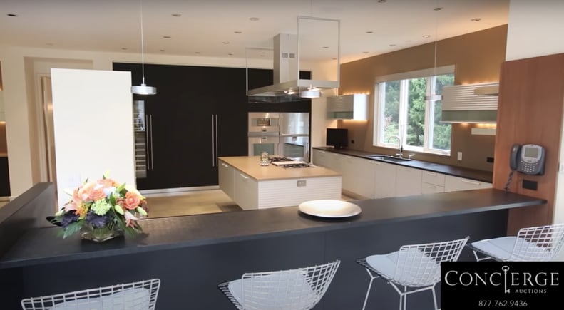 Pictures of Michael Jordan's Chicago House | PS Home