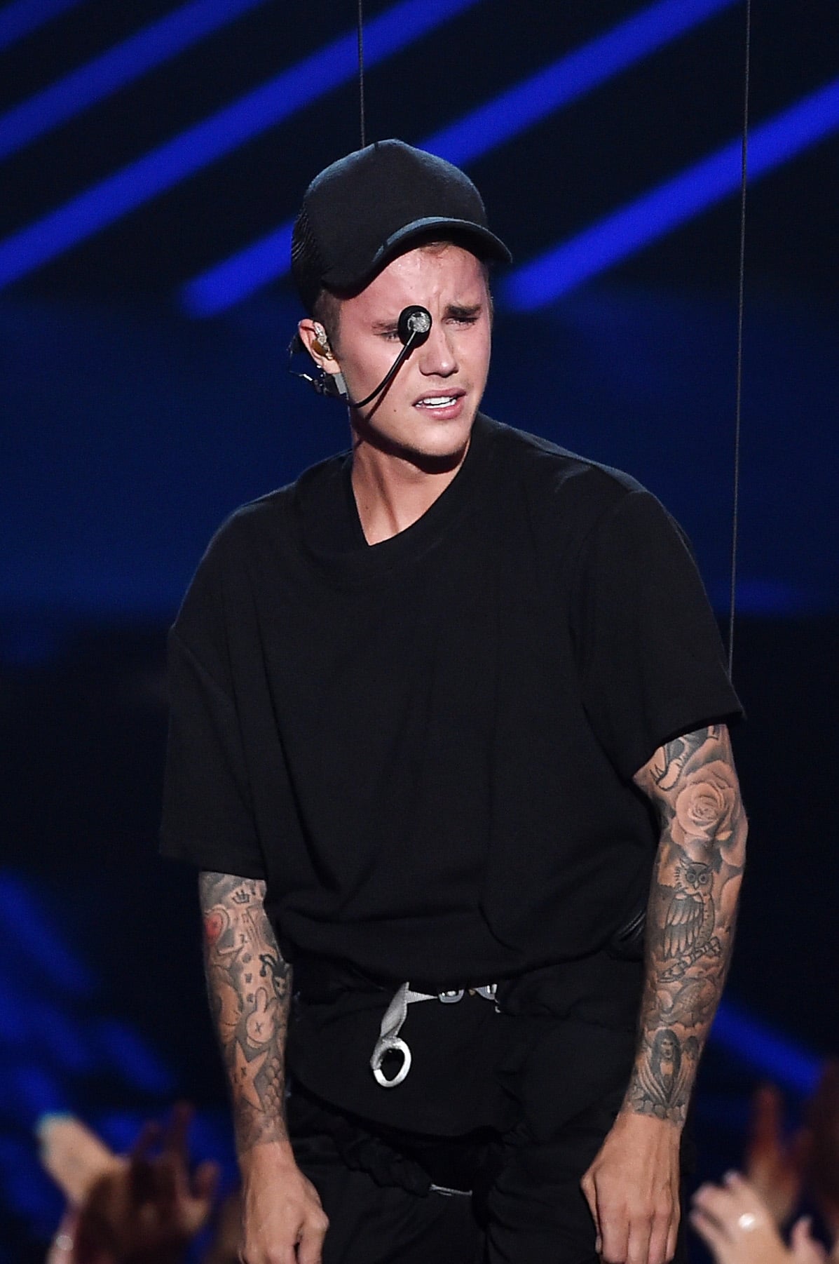 Justin Bieber Crying On Stage