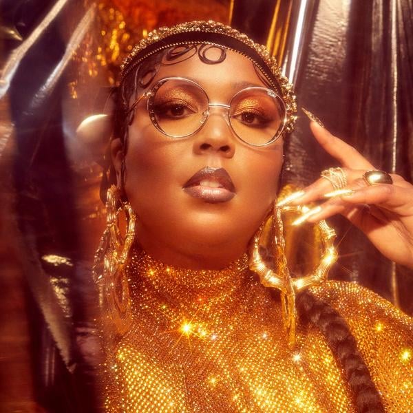 Quay X Lizzo Seeing Stars Sunglasses In Gold Shop Lizzo X Quays Face