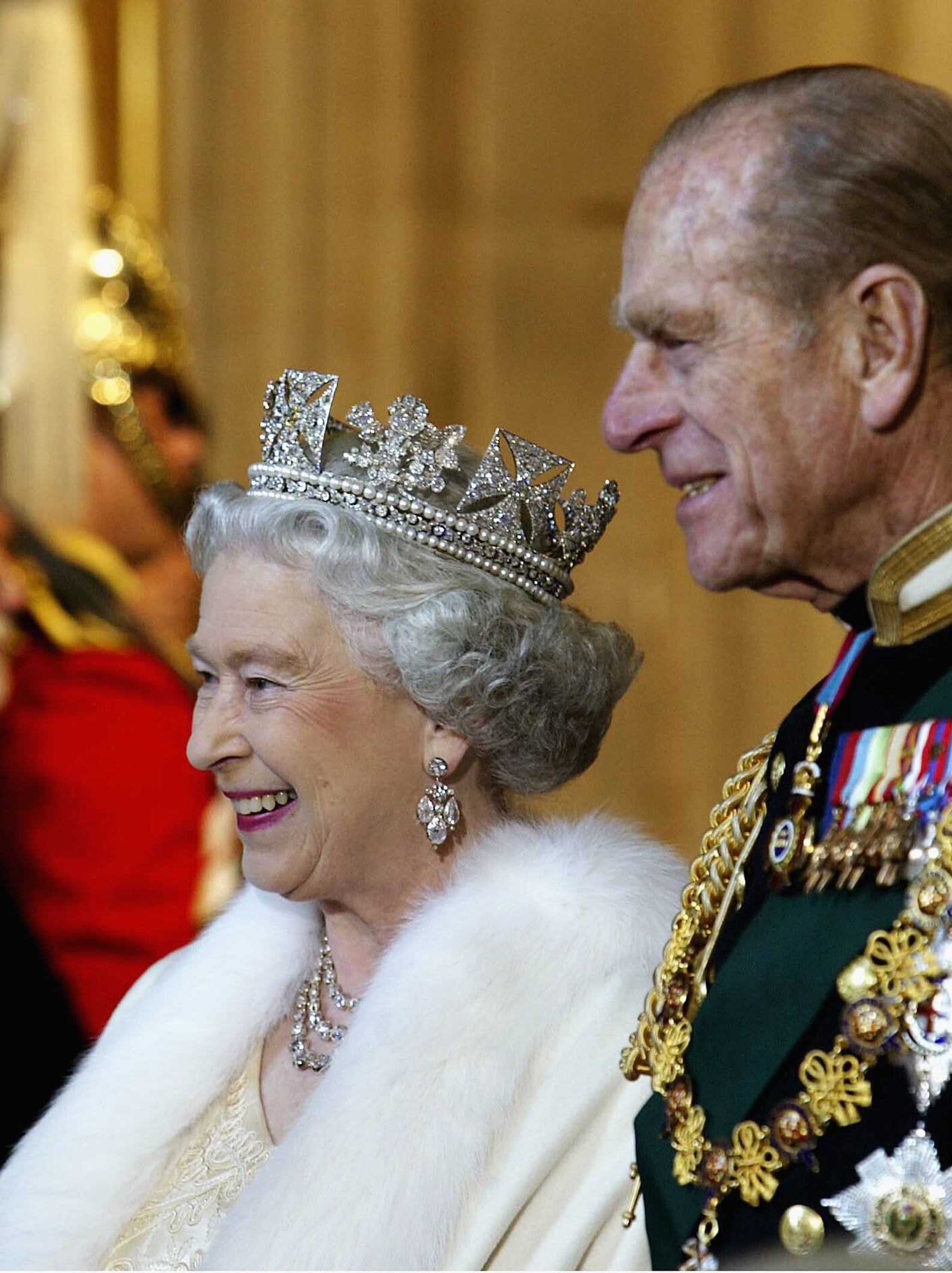 Queen Elizabeth II Smiling Pictures | PS Celebrity