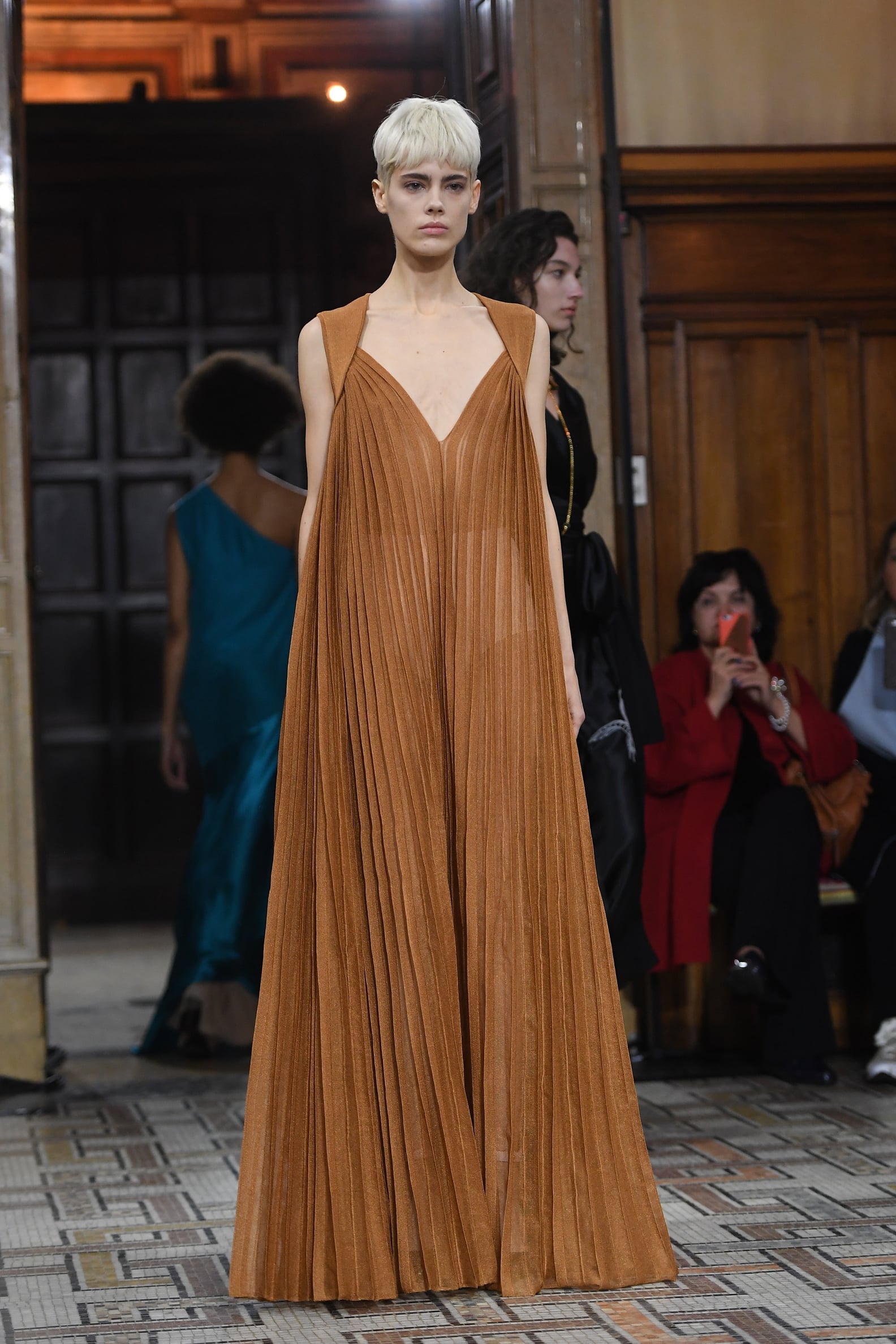 Best Red Carpet Dresses at Fashion Week Fall 2017 | PS Fashion