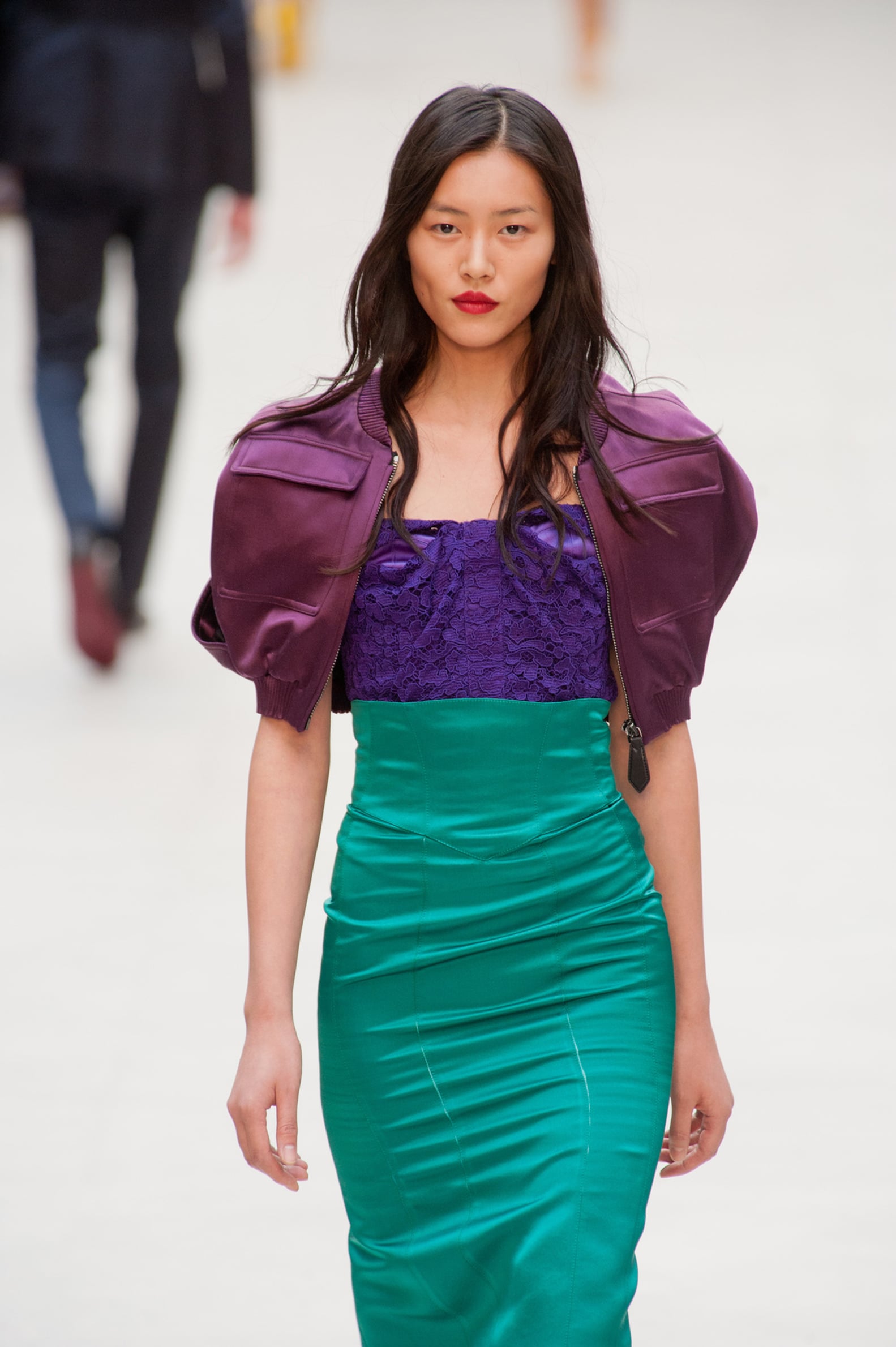 Best Burberry Runway Hair and Makeup | PS Beauty