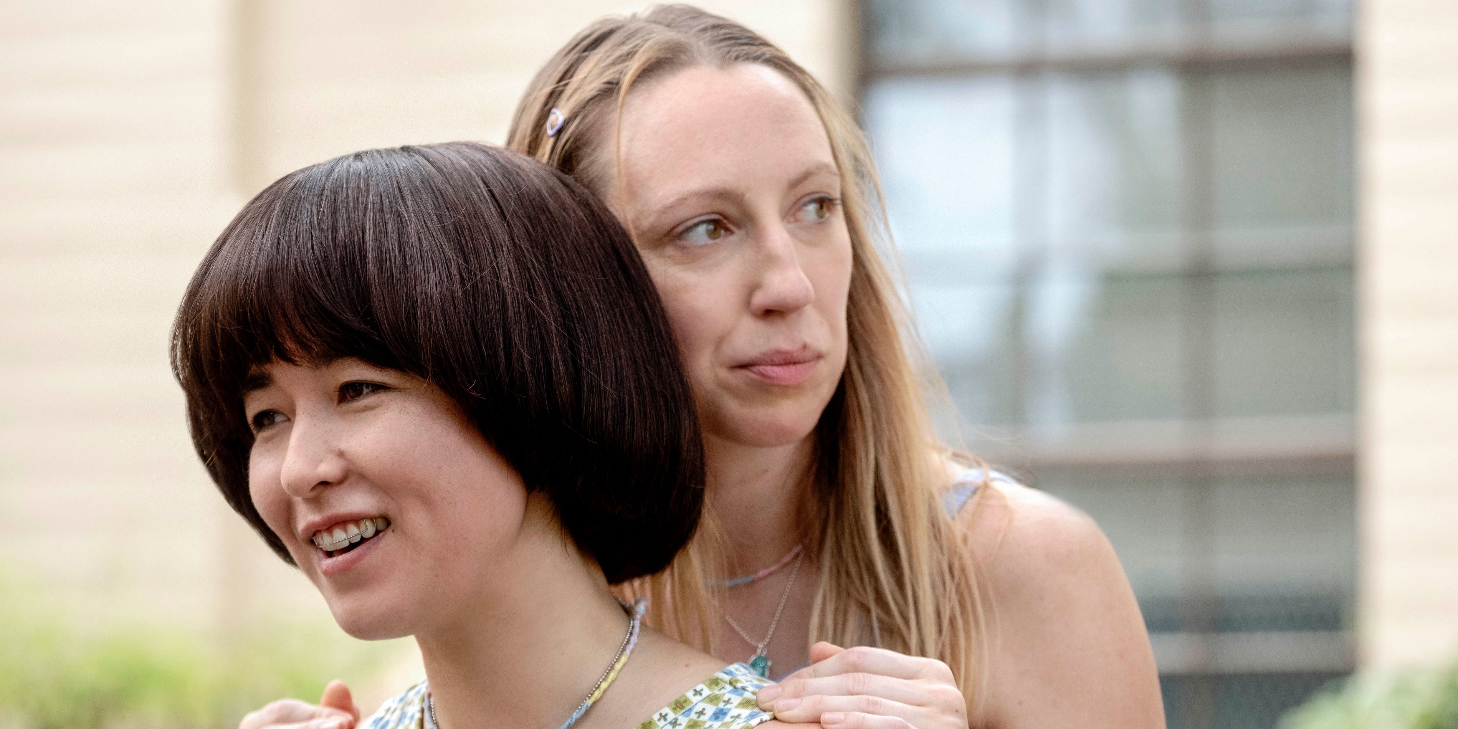 How Old Are the Actors on PEN15? | PS Entertainment