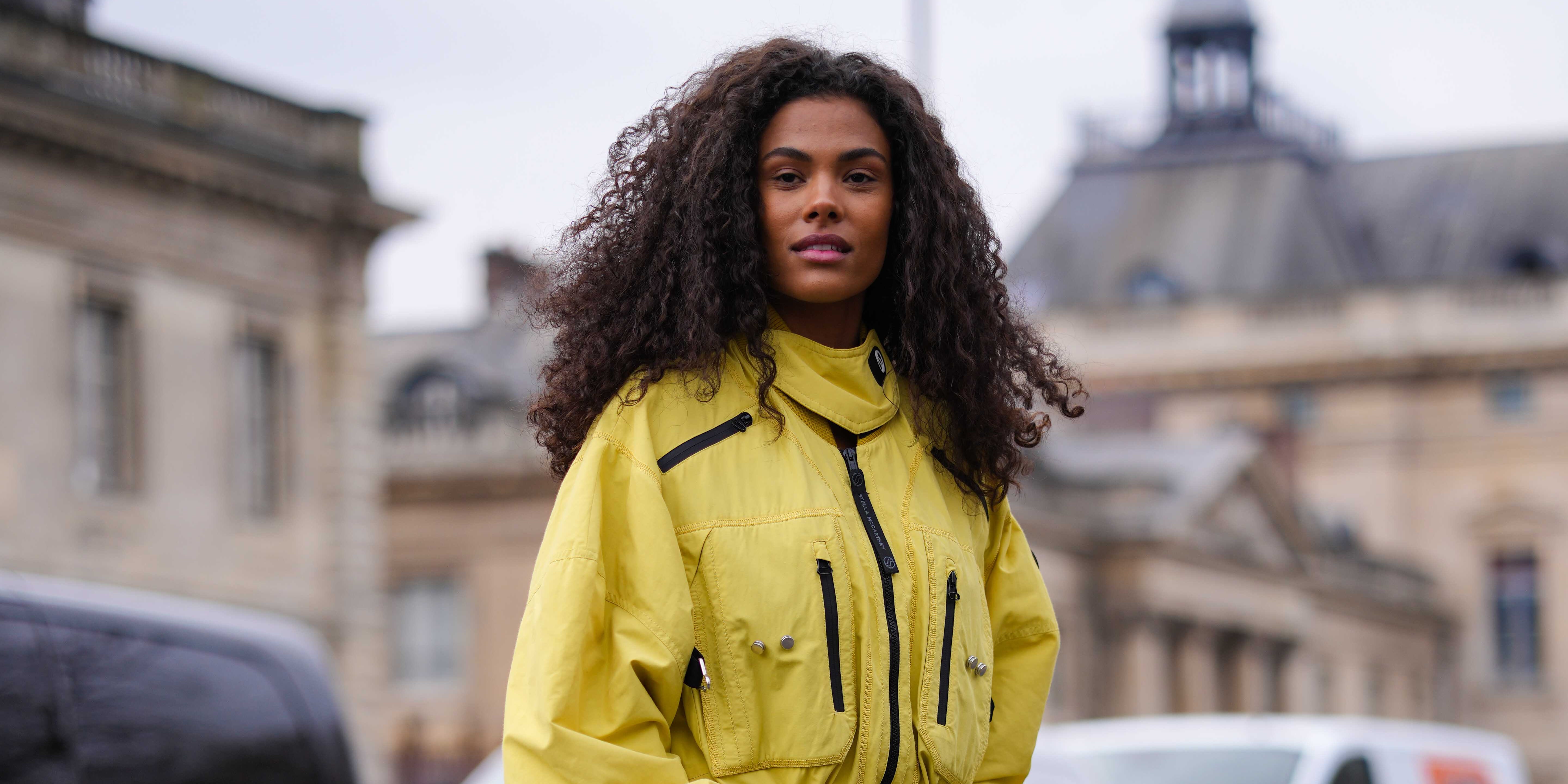 "Rake and Shake" Curly-Hair Technique, Explained | PS UK Beauty