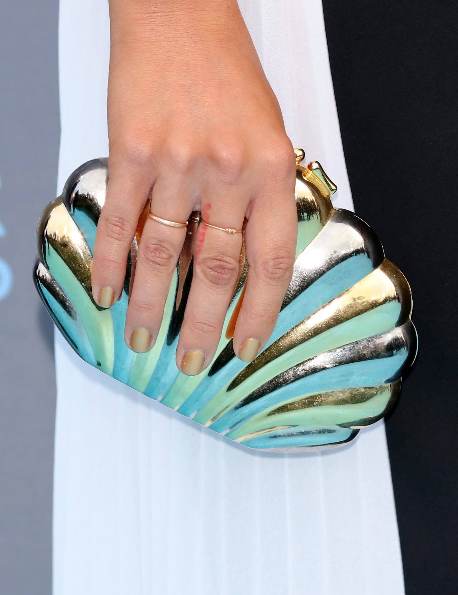 Celebrity Nails From Award Show Red Carpets 2016 | PS Beauty