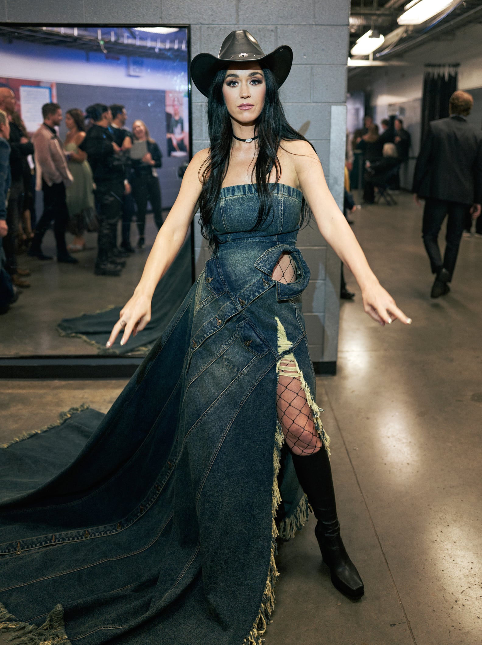 Katy Perry's 3 Denim Looks For the CMAs | Photos | PS Fashion