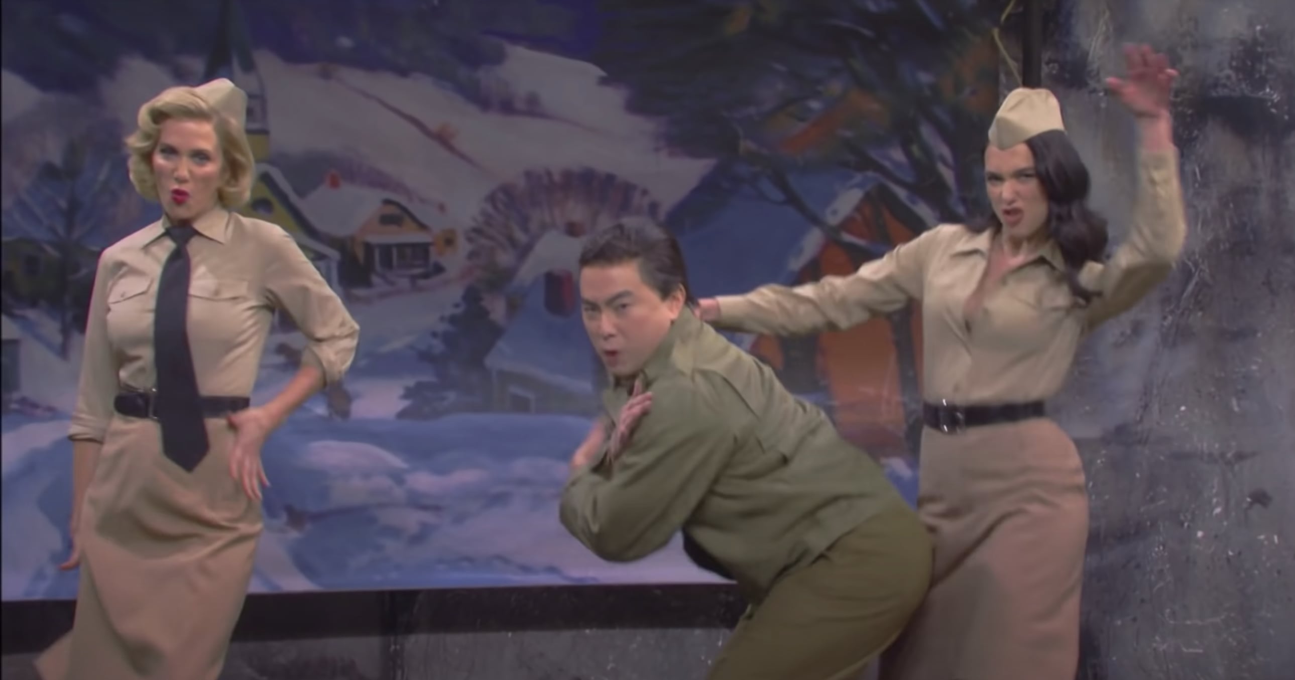 Watch Kristen Wiig and Dua Lipa's SNL USO Performance Skit | PS ...