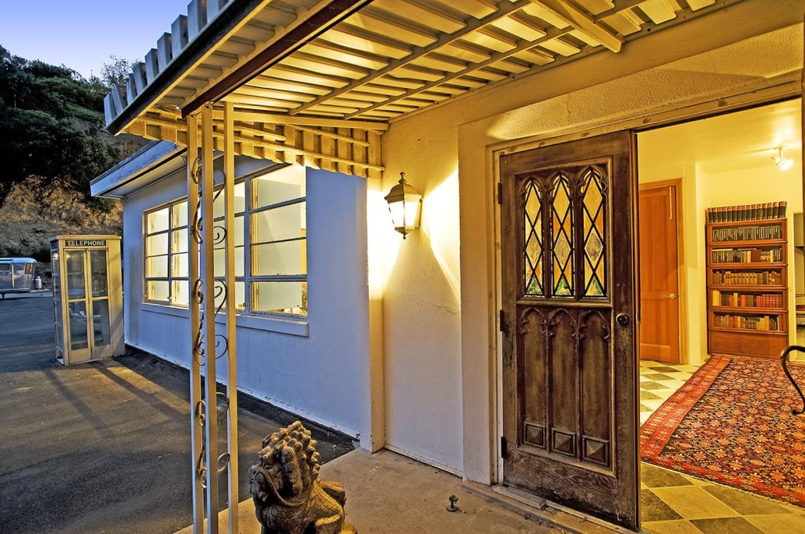 Jared Leto's Military Compound Home Photos | PS Home