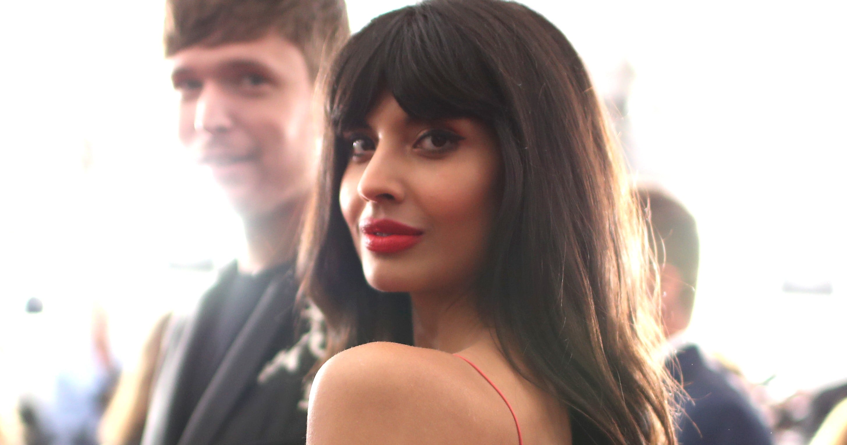 Jameela Jamil Grammys Red Carpet 2019 | PS Beauty