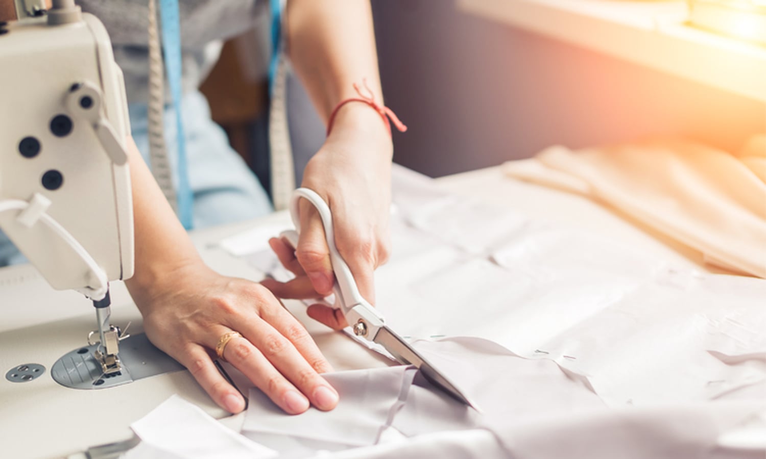 How a Fashion Editor Styles Herself With Confidence | POPSUGAR Fashion