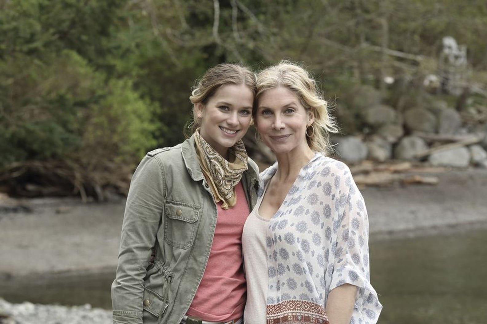 What Is Dead of Summer About? | PS Entertainment