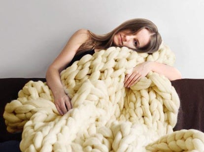 These Cozy Throw Blankets Are the Perfect Gift | POPSUGAR Home