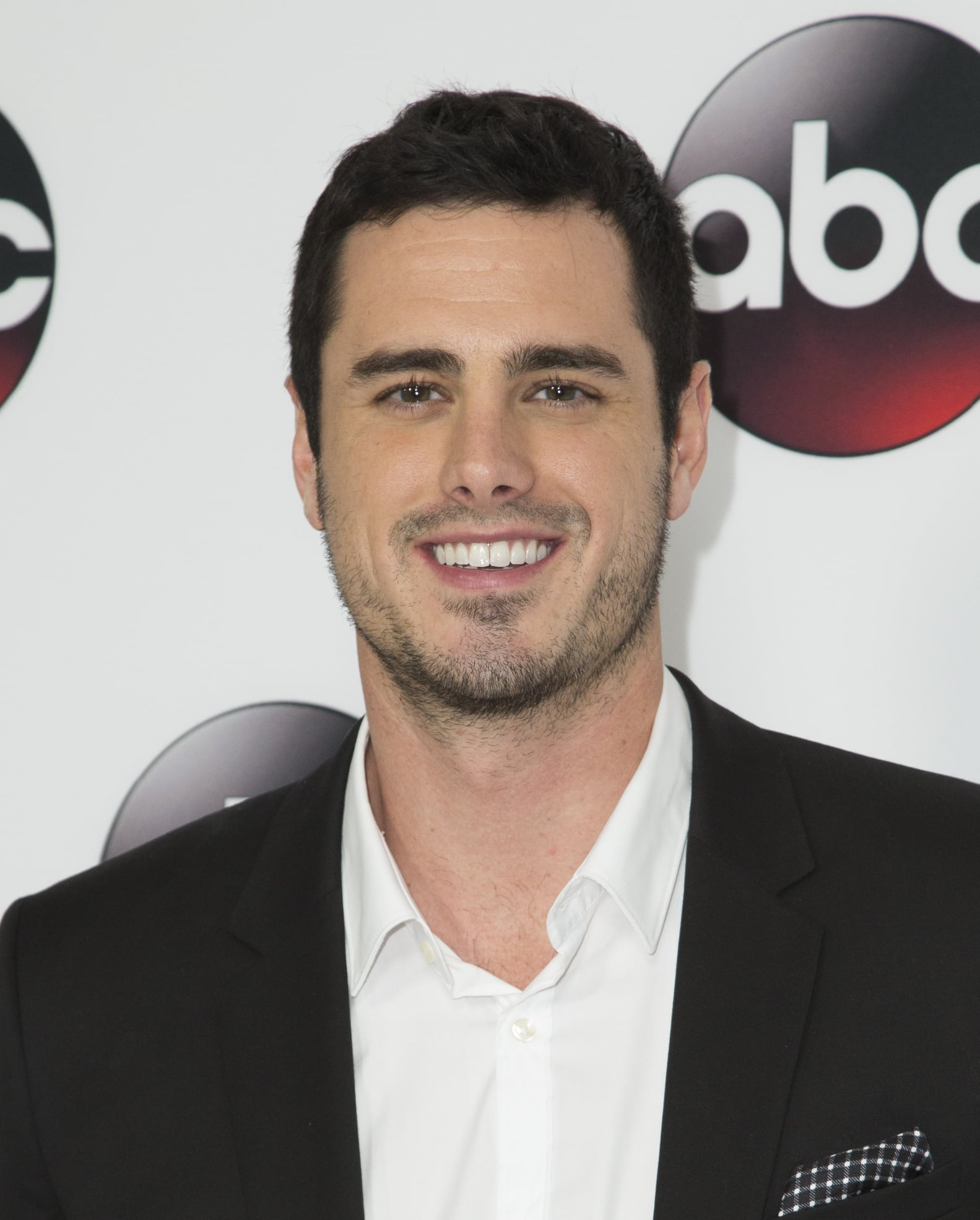 How Old Are the Bachelors on The Bachelor? | PS Entertainment