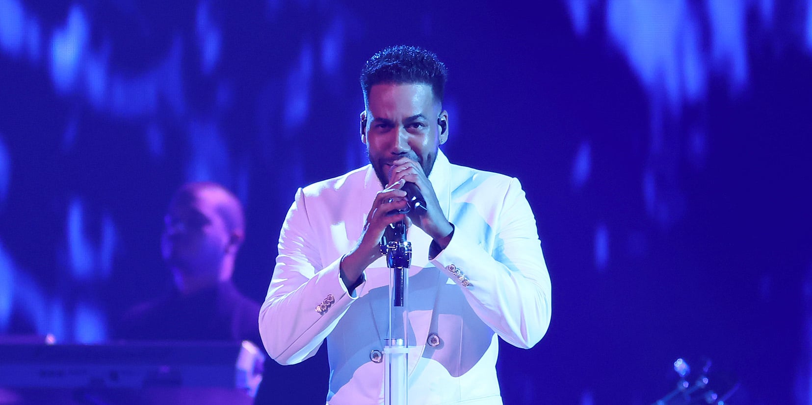 Best Bachata Songs | POPSUGAR Latina