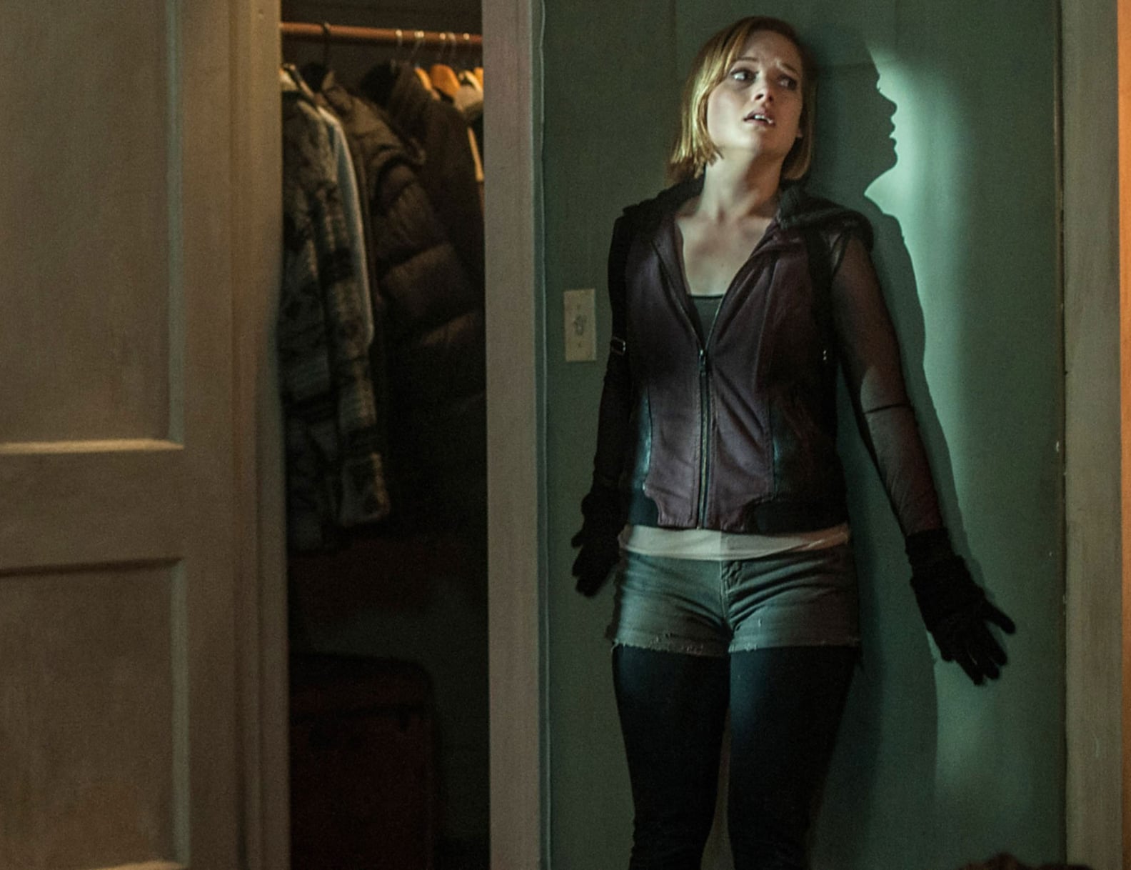 Horror Movie Heroines Halloween Costumes | PS Entertainment