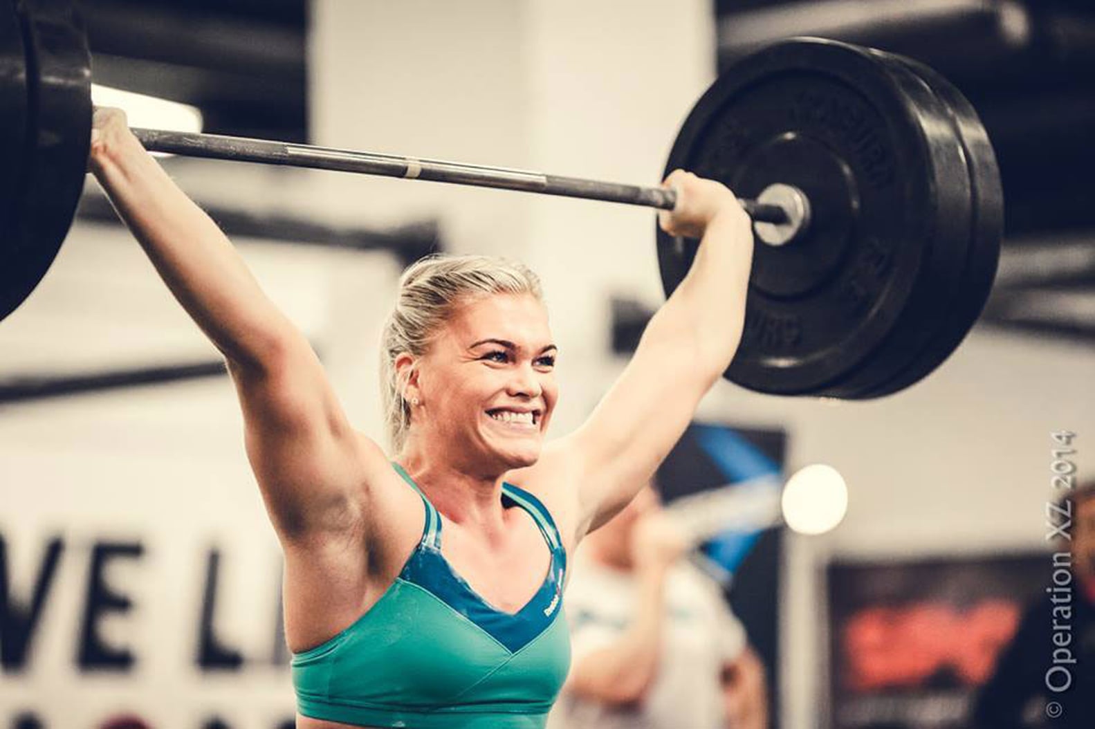 What CrossFit Competitor Katrin Davidsdottir Eats in a Day | PS Fitness