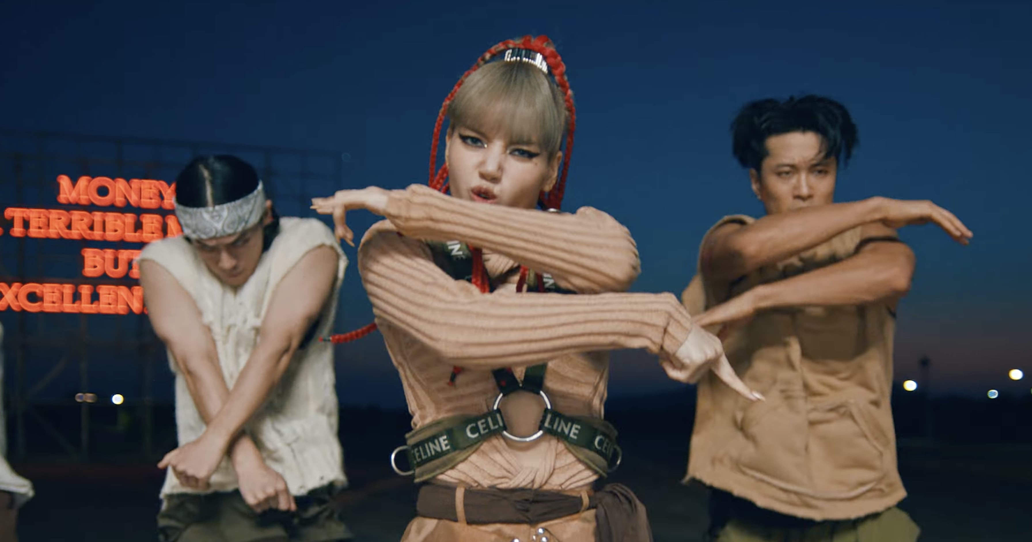 Blackpink's Lisa Crushes Dance Choreography in "Money" Video | POPSUGAR ...