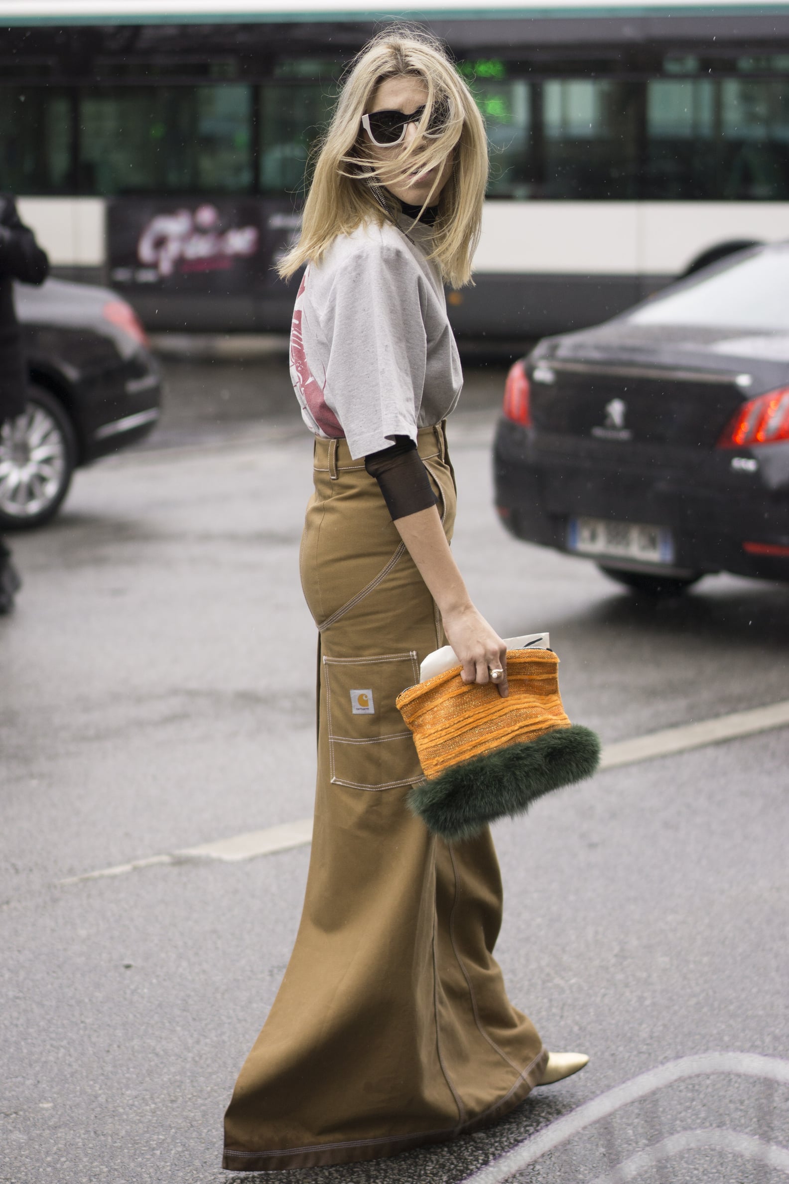 How to Wear a Clutch | PS Fashion