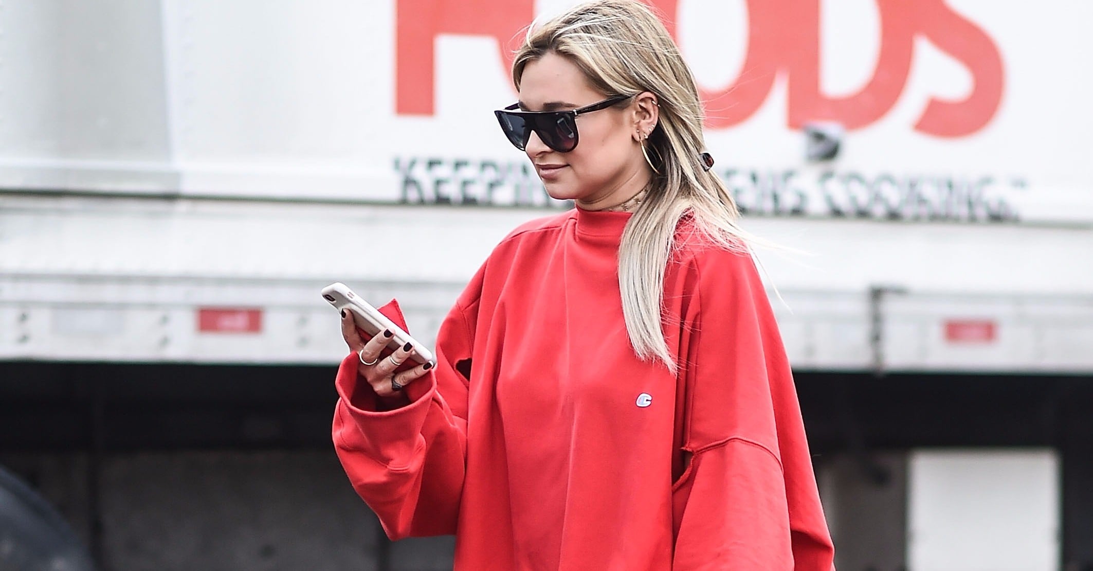 Red Street Style Trend at Fashion Week Fall 2017 | POPSUGAR Fashion