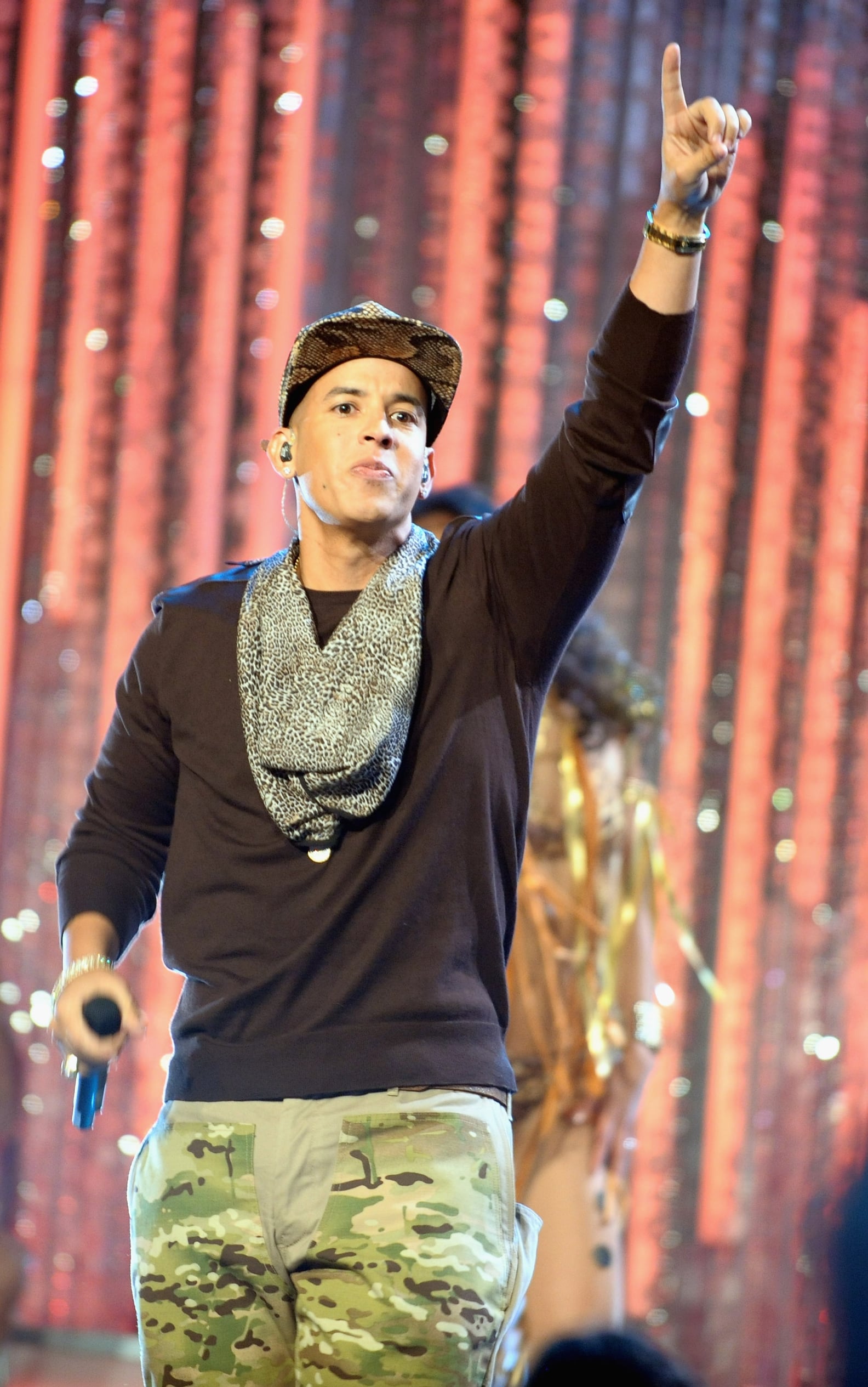 Daddy Yankee's Best Stage Outfits | PS Latina