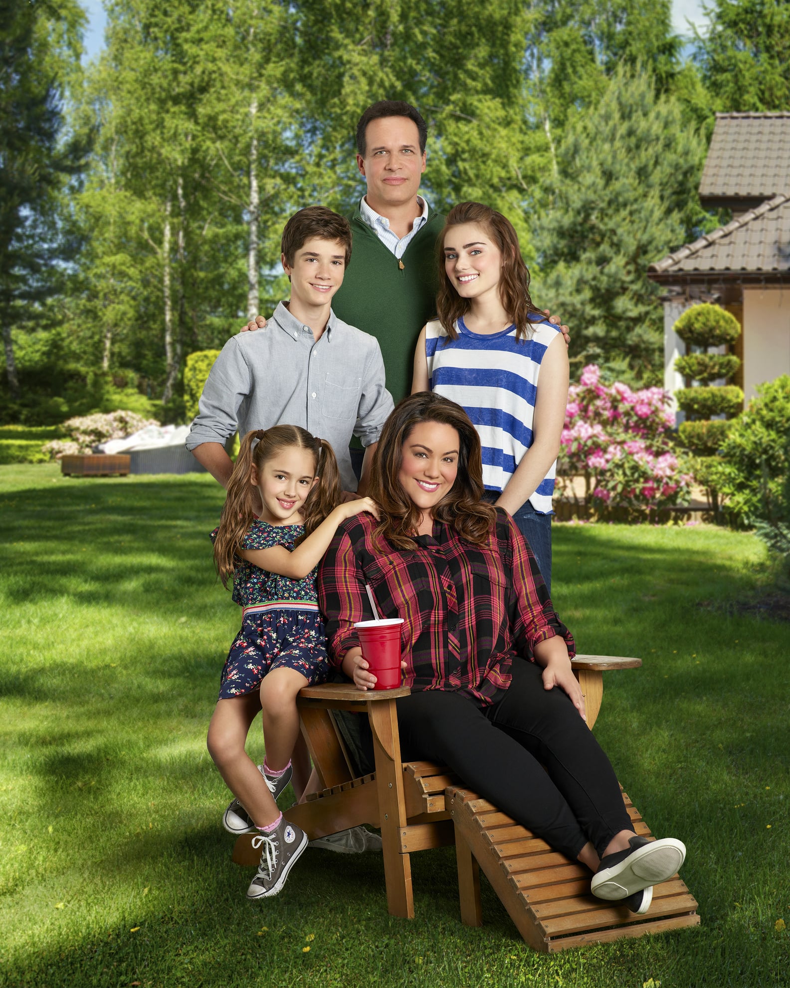 Family Sitcoms to Stream Online | PS Entertainment