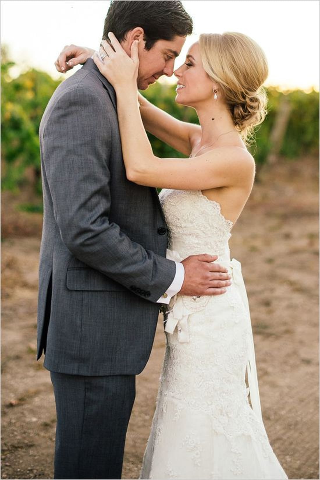 Bride and Groom Photo Ideas | PS Love