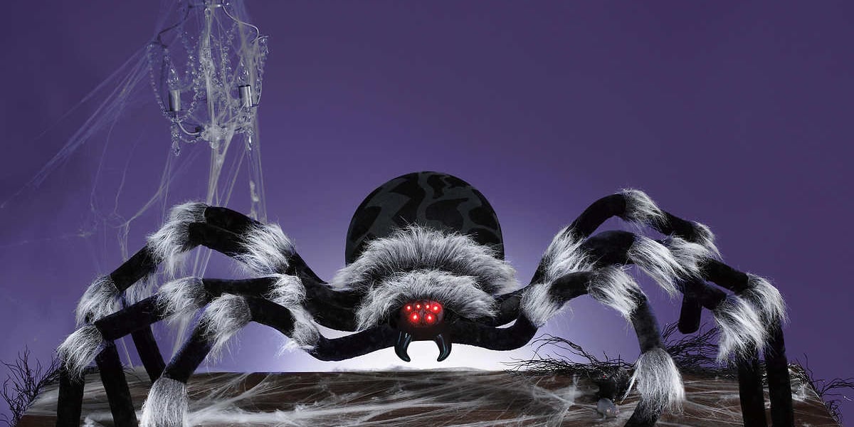 7-Foot Spider Halloween Decor at Costco | PS Family