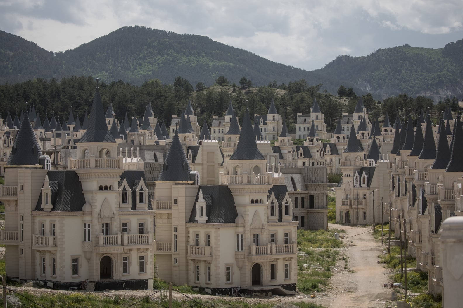 See a Ghost Town in Turkey Filled With Disney Castles | PS UK Smart Living