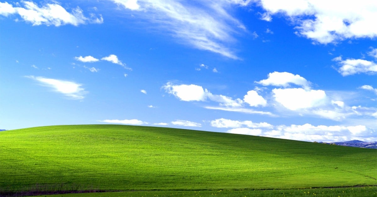 Windows XP Background Now and Then | PS Tech