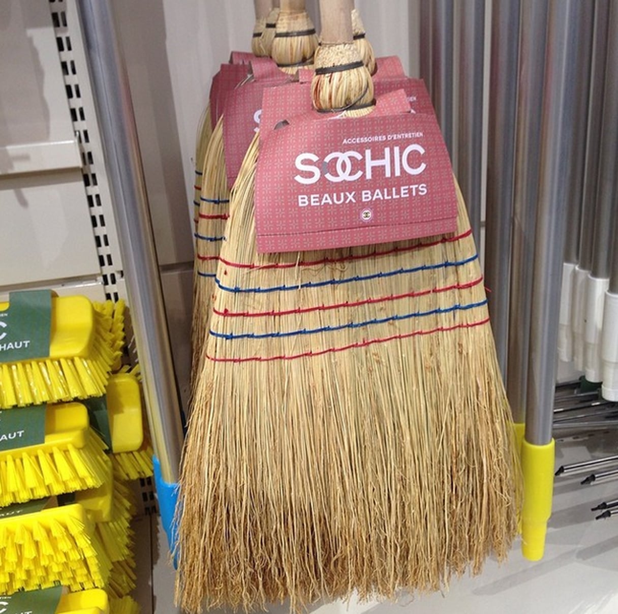 Chanel Fall 2014 Supermarket Runway Pictures | PS Fashion