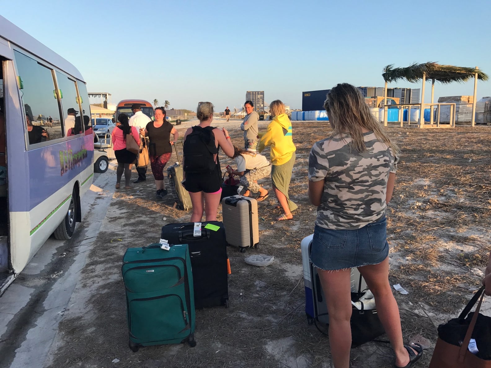 What Happened at Fyre Festival | PS Smart Living