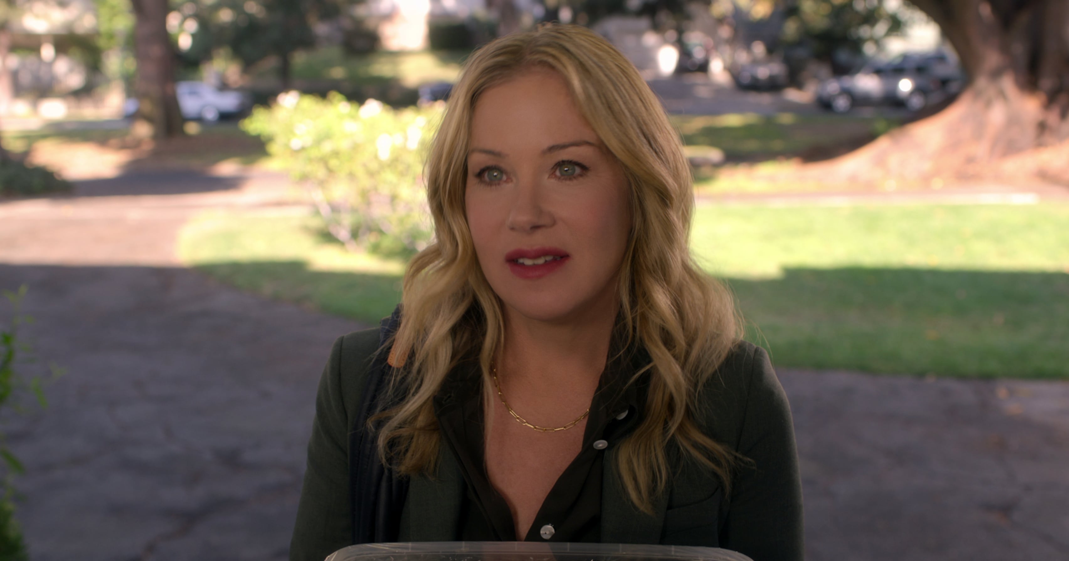 Shop Jen Harding's Best Outfits on Dead to Me Season 2 | PS Fashion