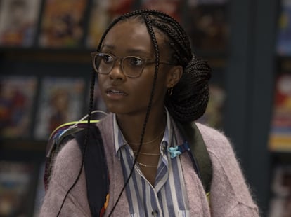 Everything We Know About The CW's Naomi TV Series | POPSUGAR Entertainment