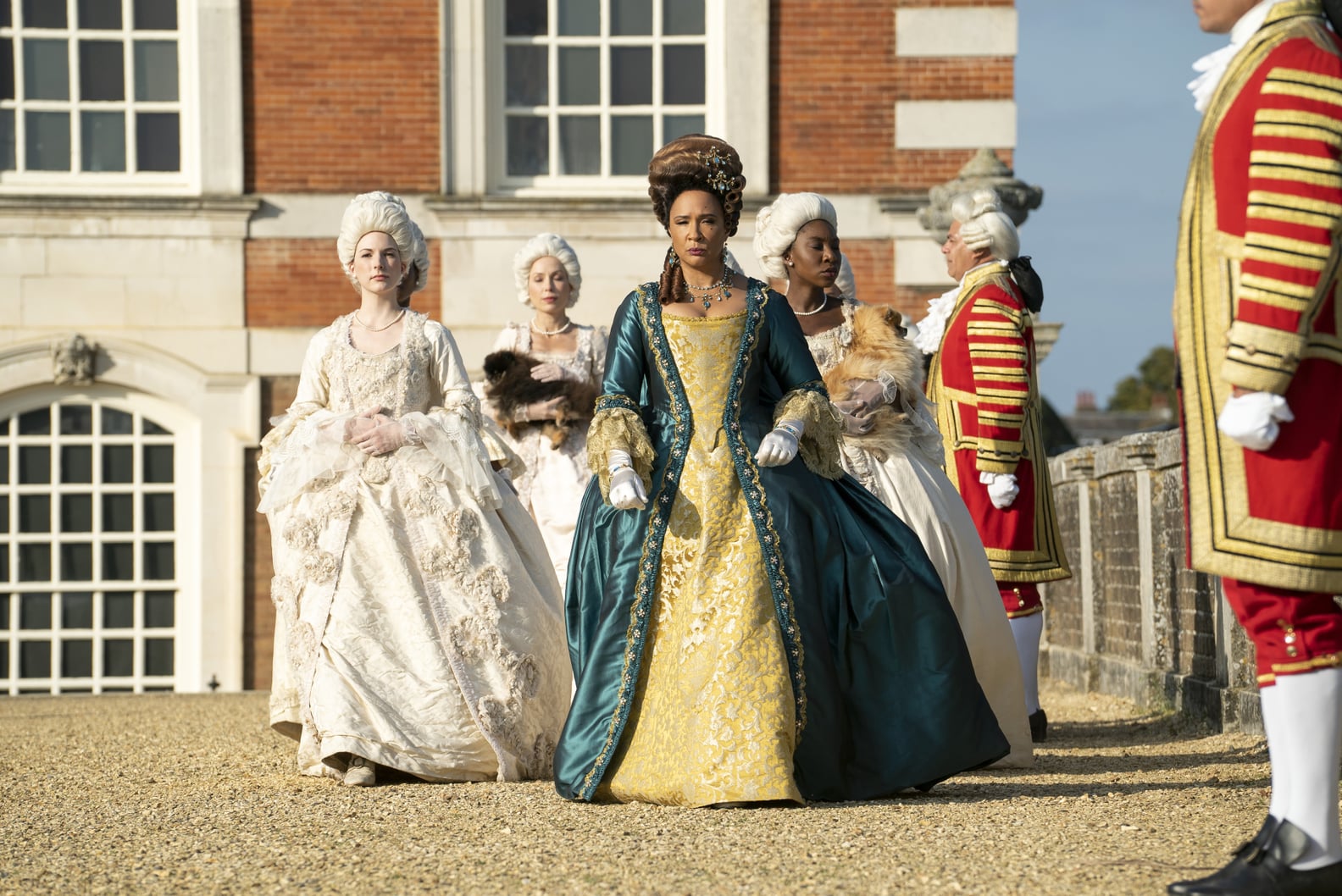 Bridgerton Season 2 Costumes: See the Best Fashion So Far | POPSUGAR ...